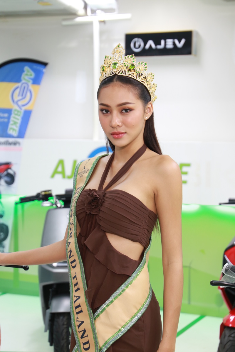 Miss Grand Thailand 2024 เข้าพบคณะผู้บริหารเเละพนักงาน บริษัท เอเจ แอดวานซ์ เทคโนโลยี จำกัด ...